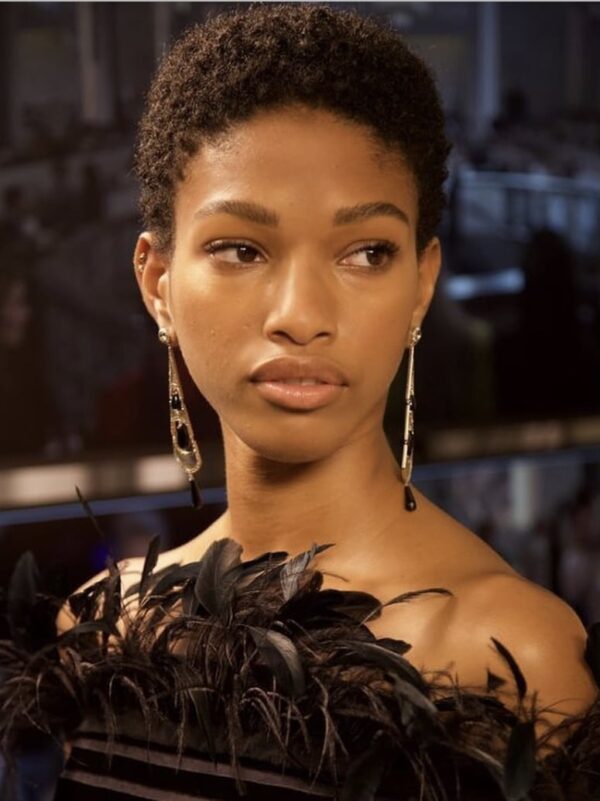 We Love Her Dresses… How To Dress Like Naomi Chin Wing - We Select Dresses